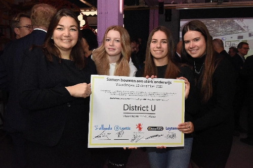 District U - Kom VlaarDingen doen